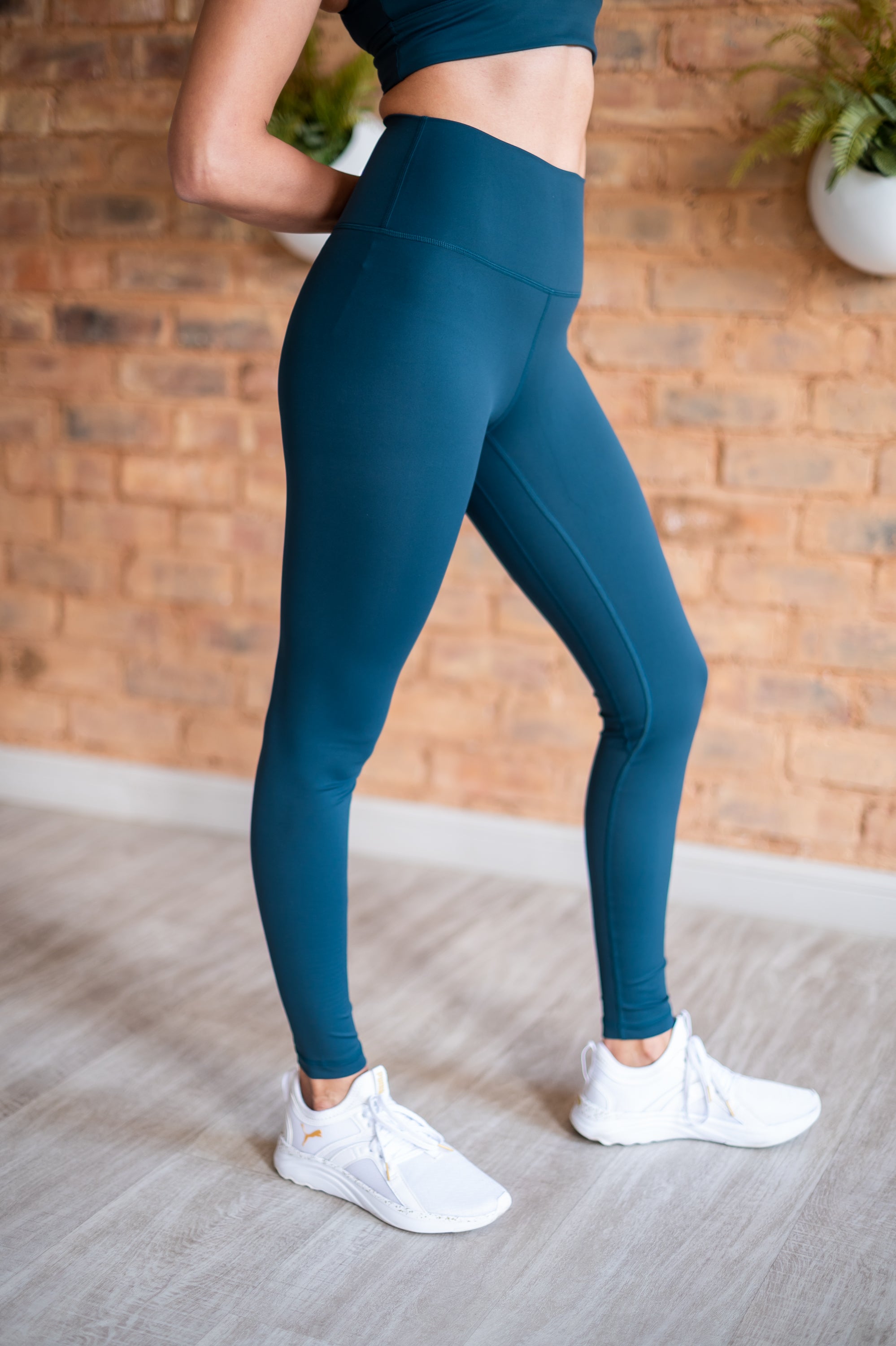 Black Box Leggings – Fitness Fusion Lifestyle